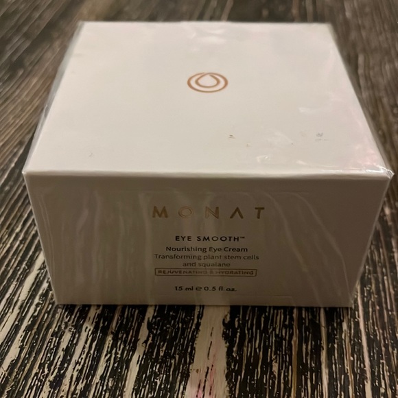 Skincare | Monat | Poshmark